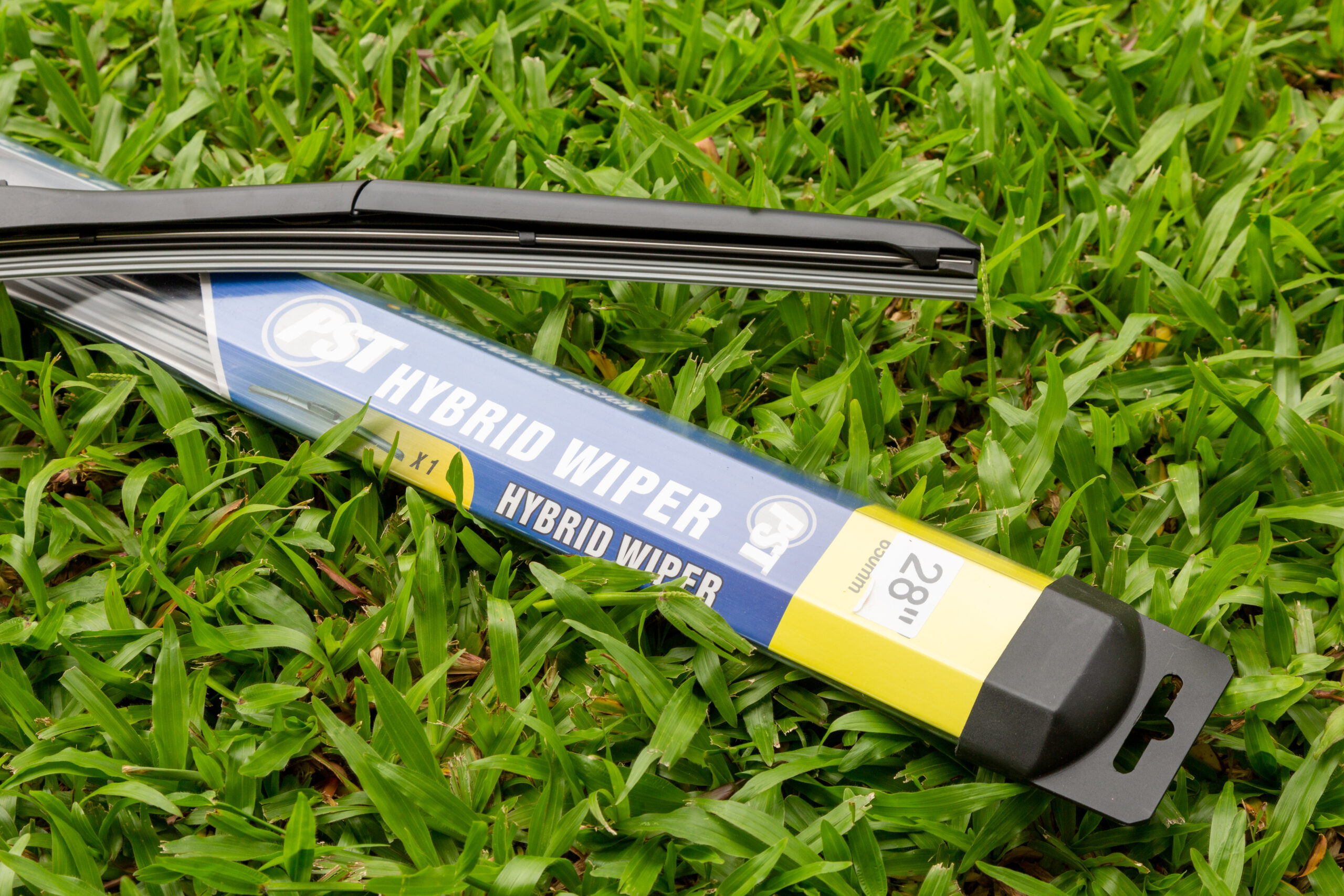 PST Rubber Type Wiper Blade 28″ - Pro Fill